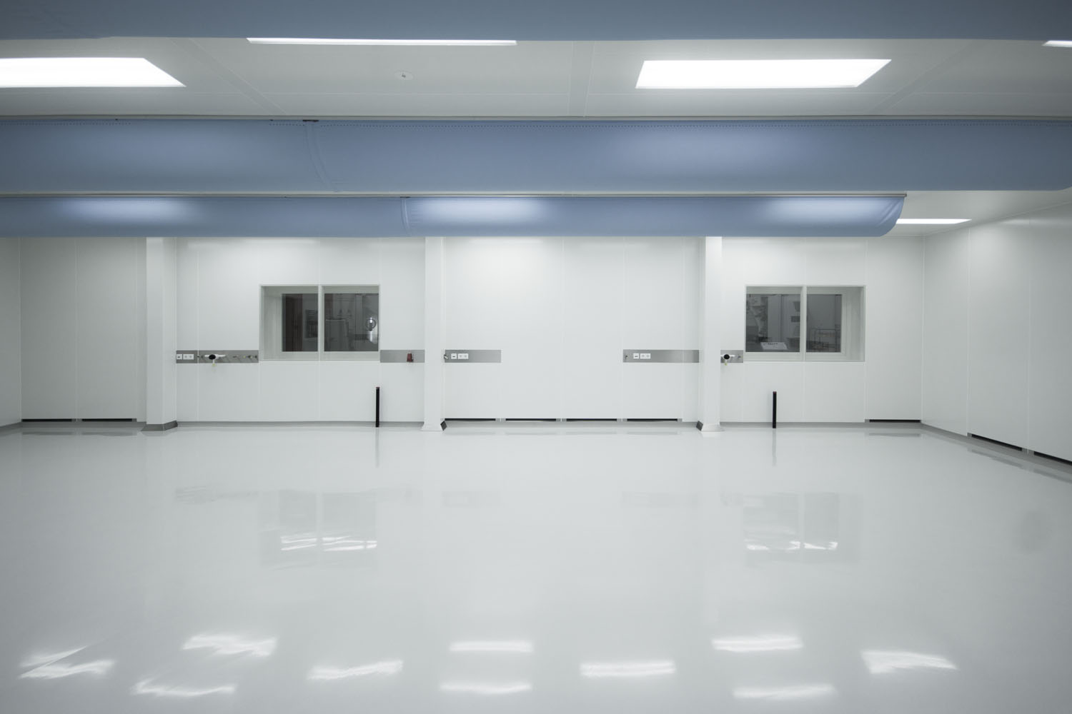 Wat is een cleanroom in Europa? - High Care Cleanrooms High Care Cleanrooms